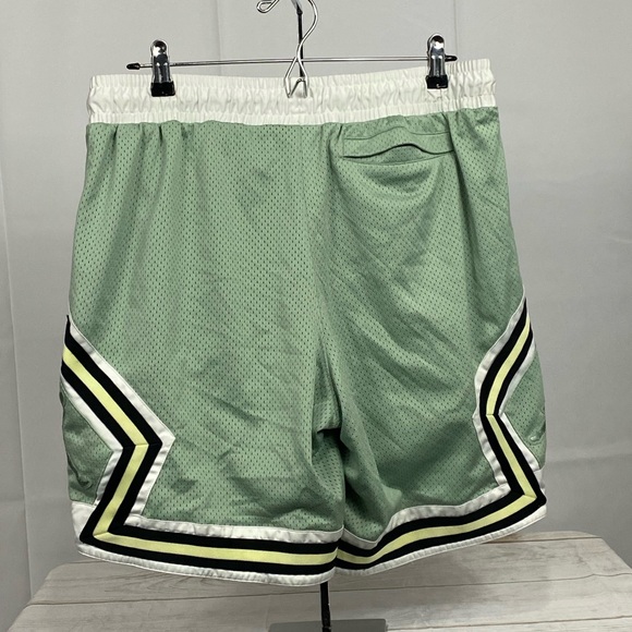 Jordan | Shorts | Mens Large Jordan Mesh Shorts | Poshmark